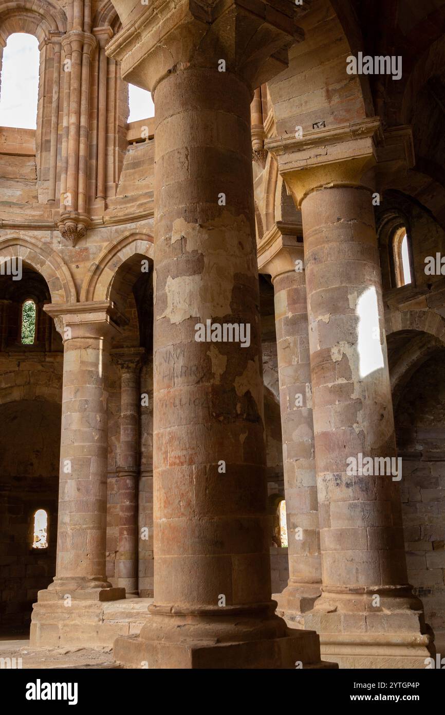 Monasteries of spain in the 12th century hi-res stock photography and ...