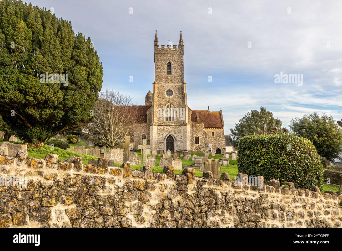 St leonard’s church hythe kent hi-res stock photography and images - Alamy