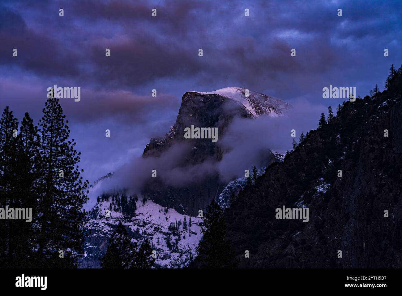 FEBRUARY 2024, YOSEMITE NATIONAL PARK, CALIFORNIA, USA - dusk view of ...