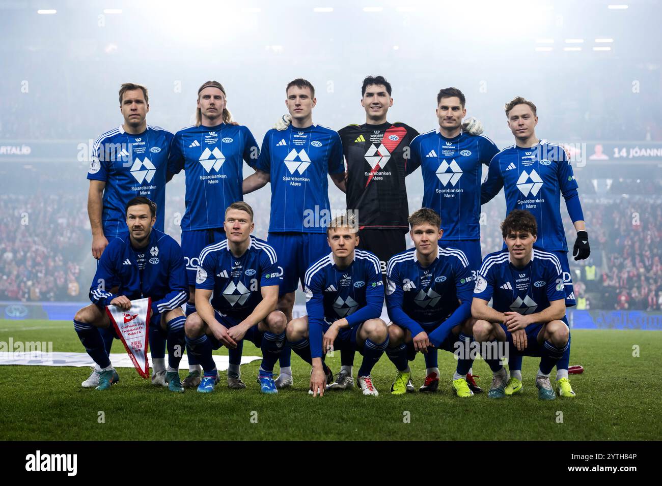 Oslo, Norway. 07th Dec, 2024. 241207 The starting eleven of Molde pose ...