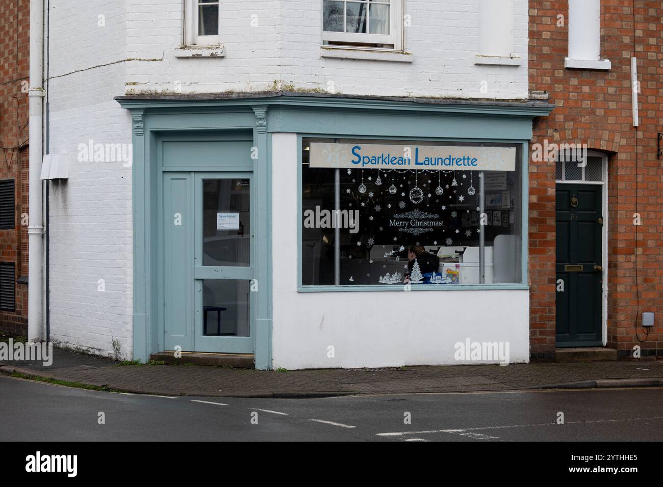 Laundrette hi-res stock photography and images - Alamy