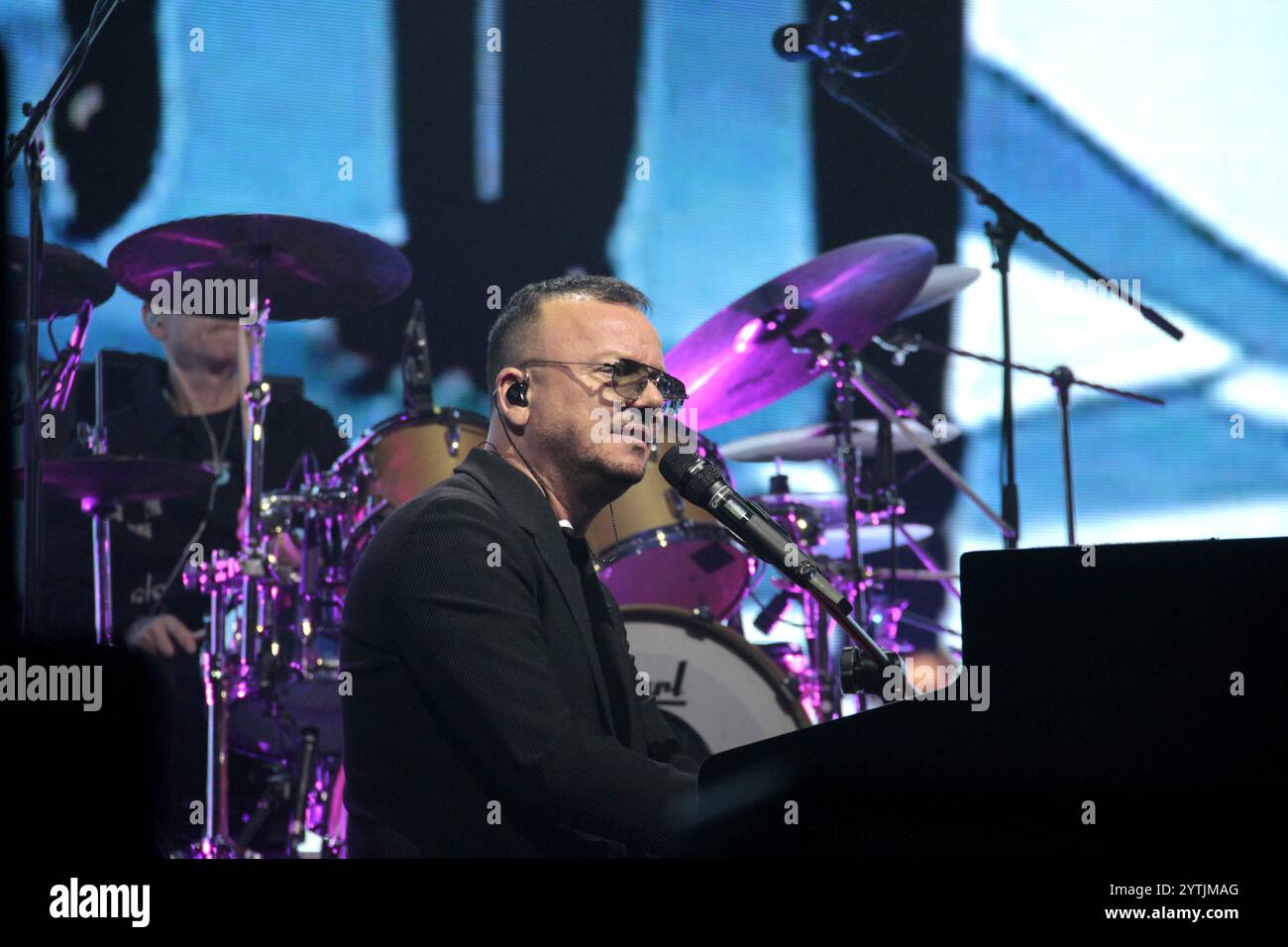 Padova, Italy. 06th Dec, 2024. Gigi D'Alessio On Stage At The Kioene ...