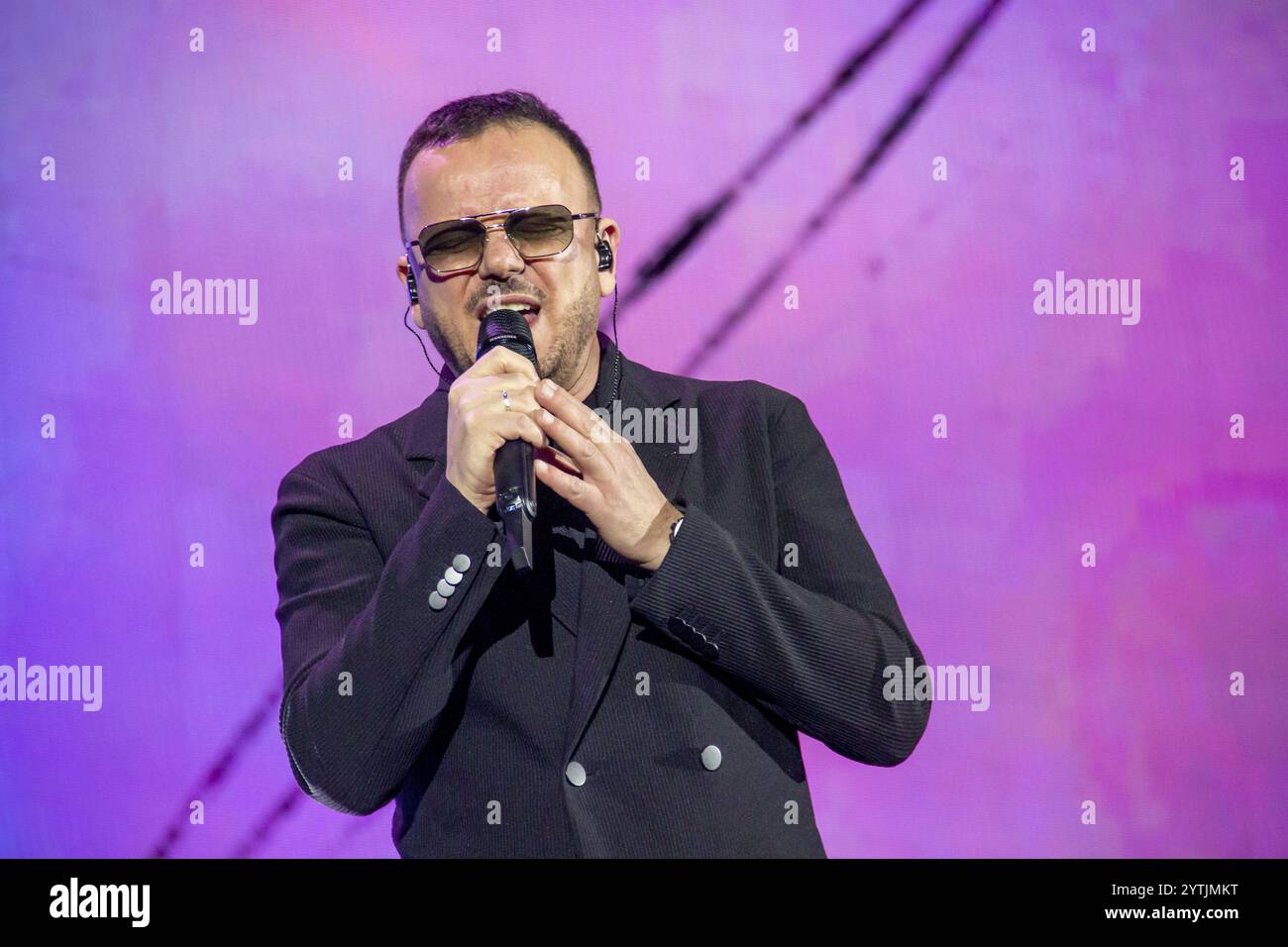 Padova, Italy. 06th Dec, 2024. Gigi D'Alessio On Stage At The Kioene ...