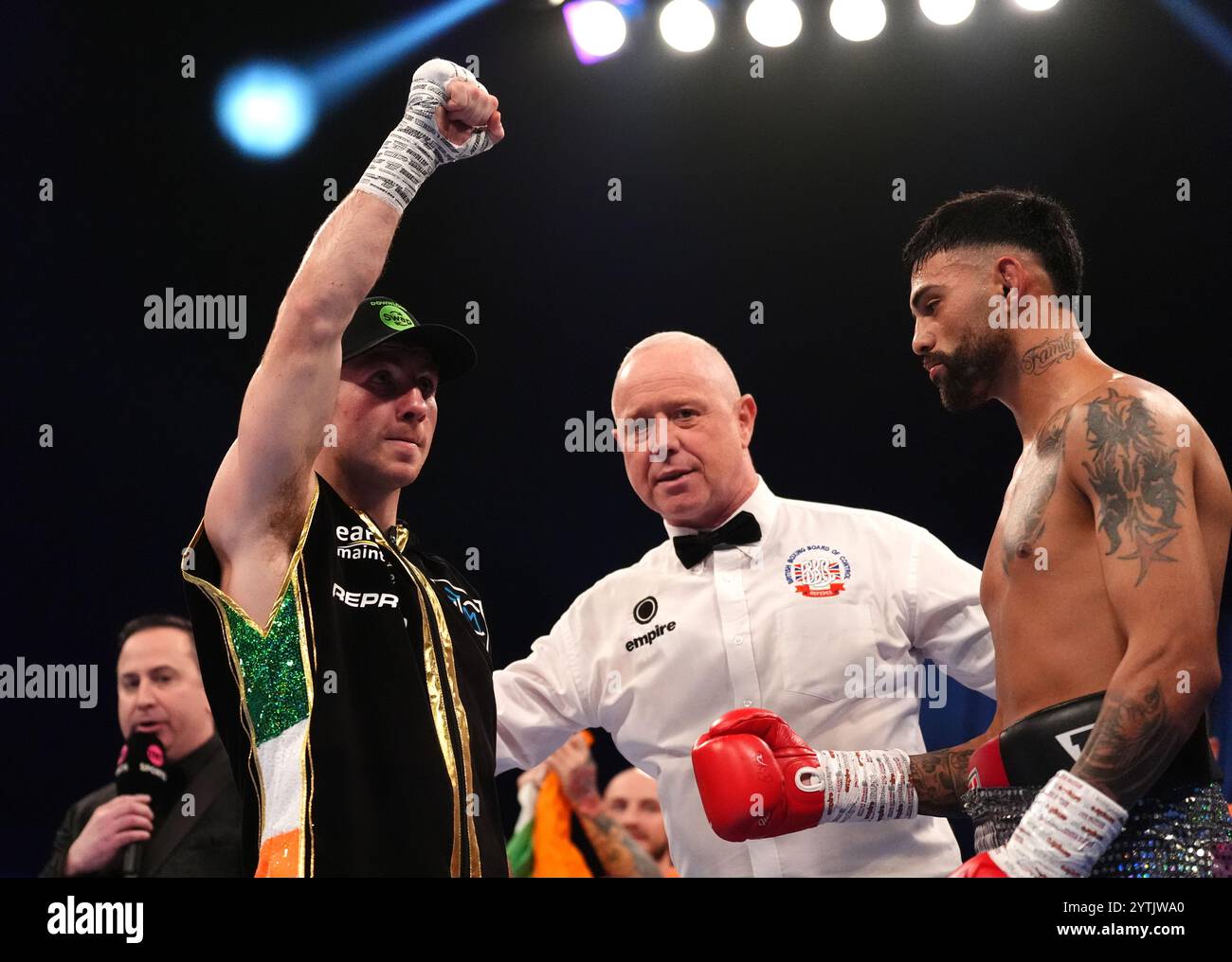 Pierce O'Leary celebrates victory against Jose Edgardo Perdomo at the ...