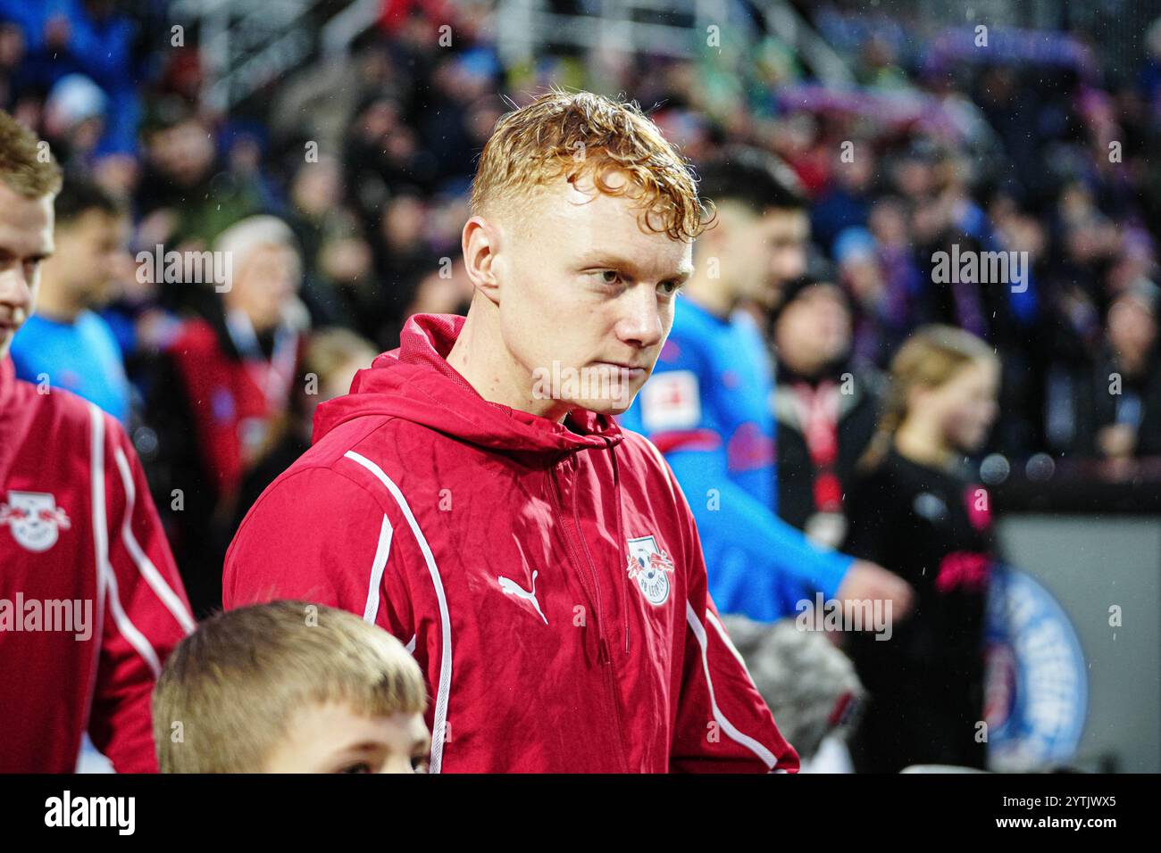 Nicolas Seiwald (RB Leipzig, #13) GER, Holstein Kiel vs. RB Leipzig ...