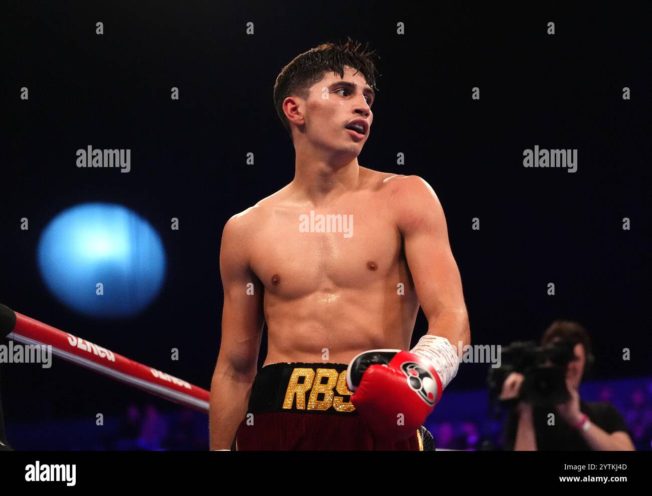 Royston Barney-Smith celebrates victory against Andreas Navarrete at ...
