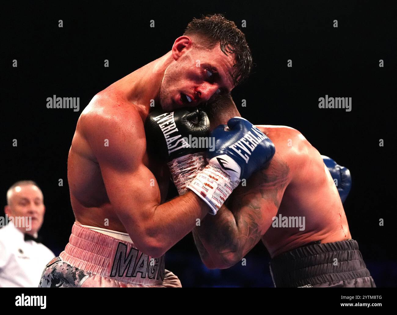 Mathew Rennie (left) against Sean Noakes at the OVO Arena Wembley ...