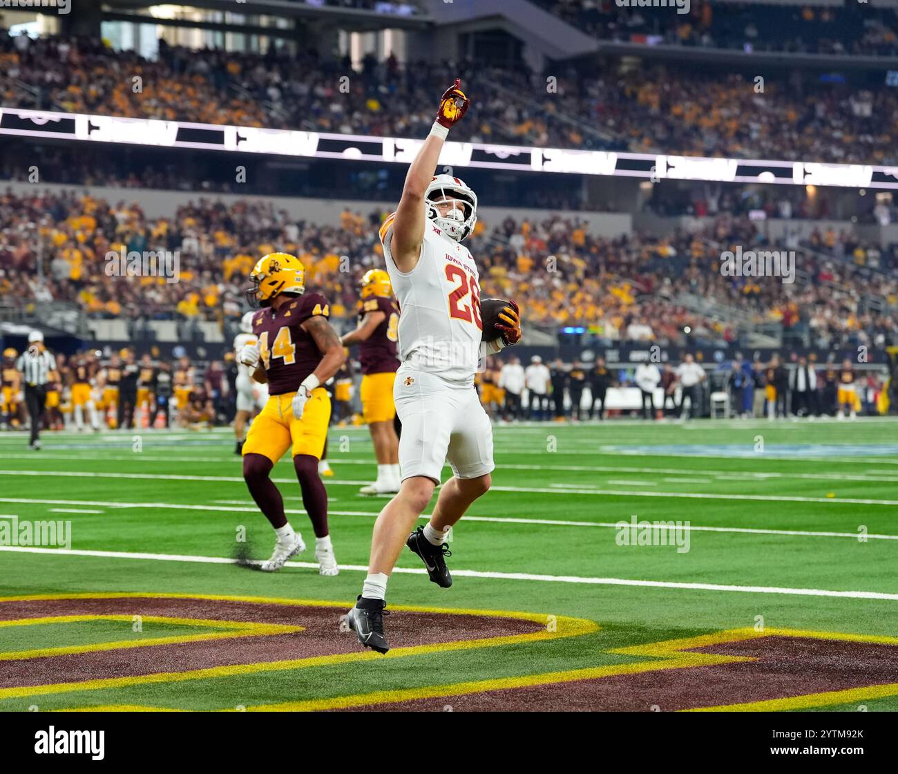 Arlington, Texas, USA. 7th Dec, 2024. Iowa State running back Carson ...