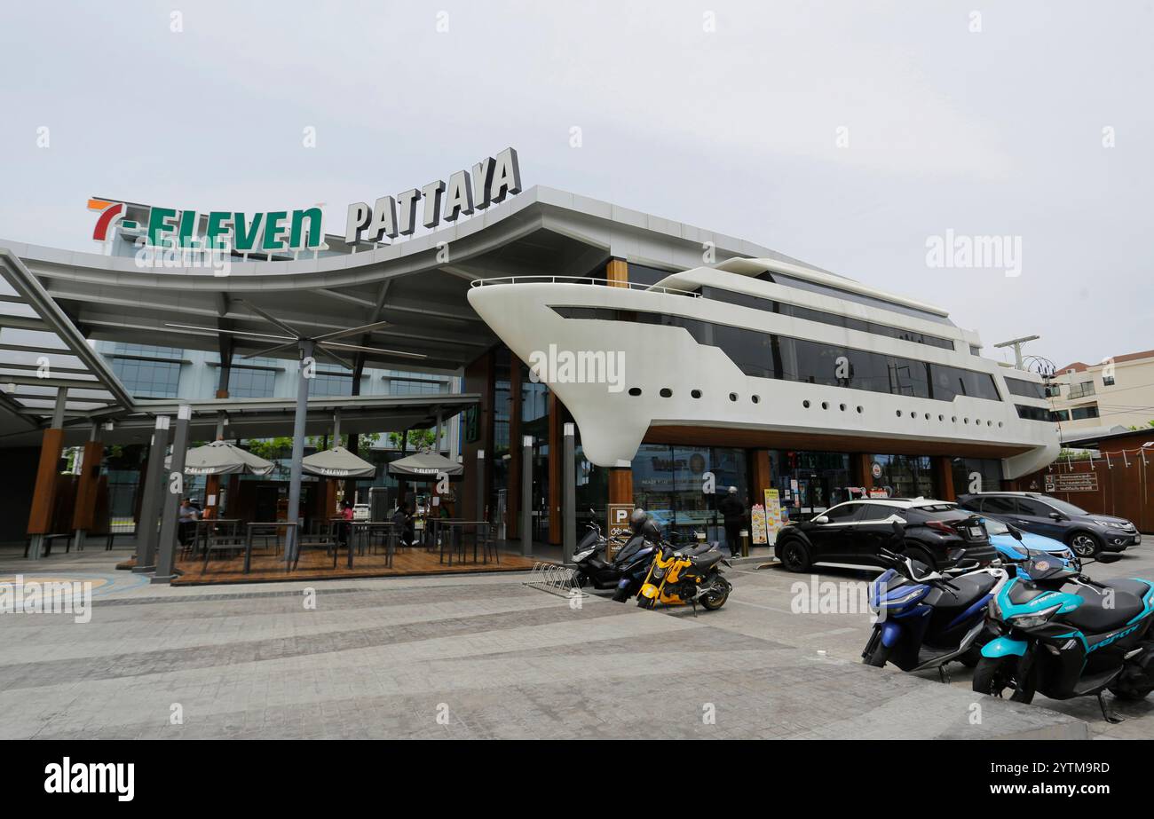 Pattaya, Thailand - May 25, 2023: 24h 7-Eleven convenience store ...