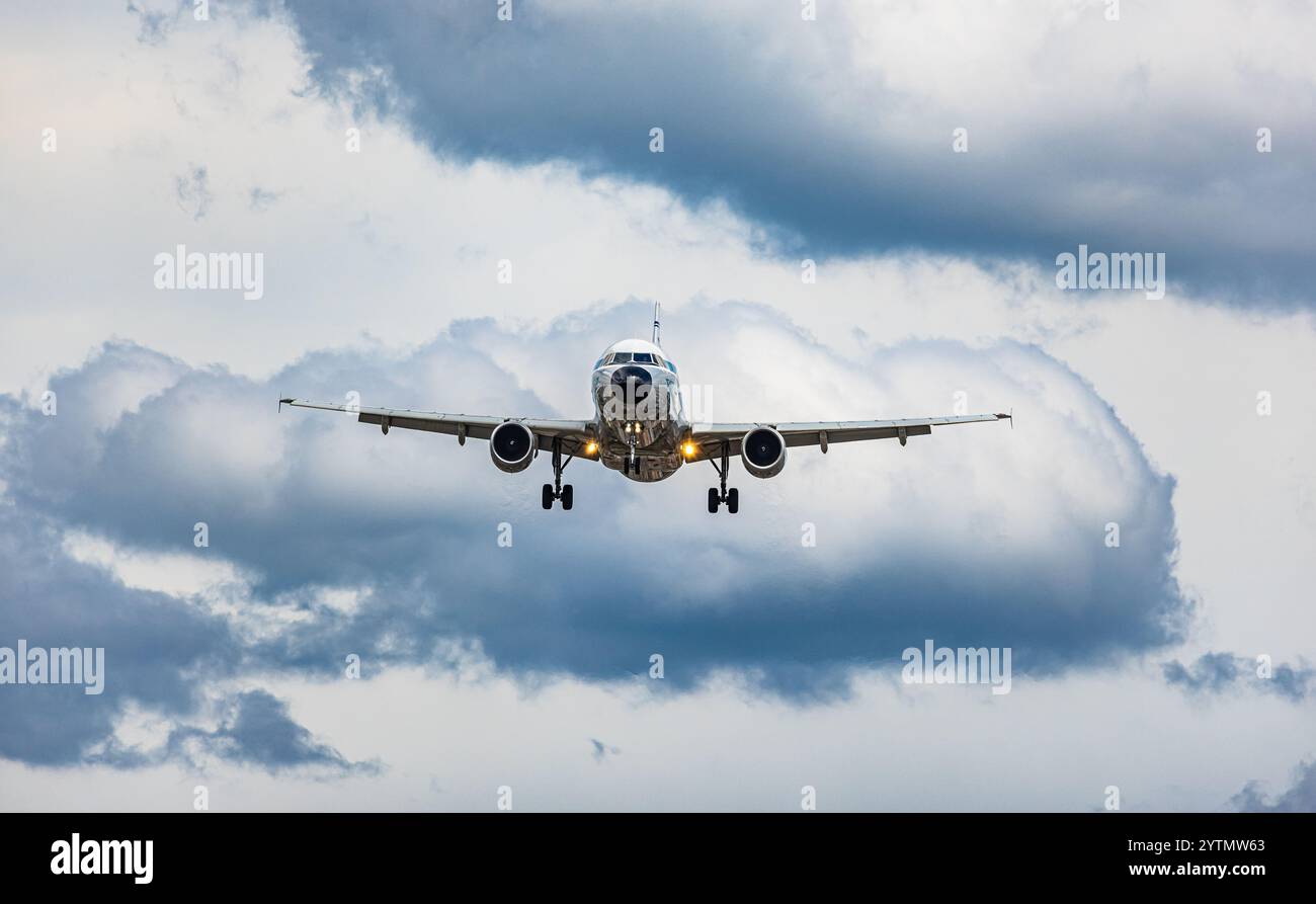 Zurich, Switzerland, 12th Jul 2024: An Airbus A320-212 from Condor is ...
