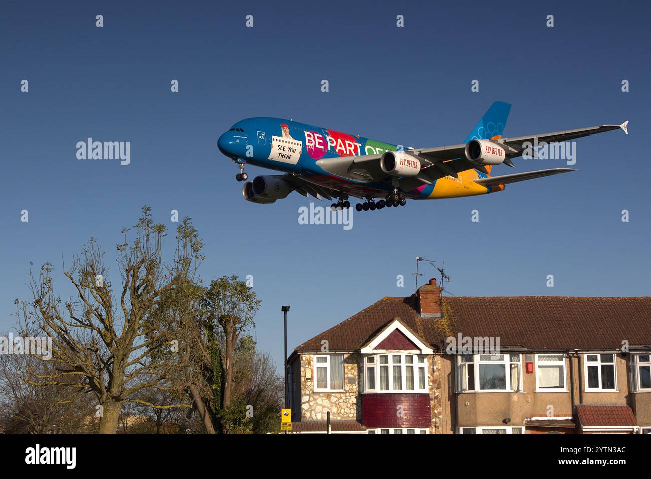 Emirates Airbus A380-861 A6-EES from Dubai DXB with Destination Dubai ...