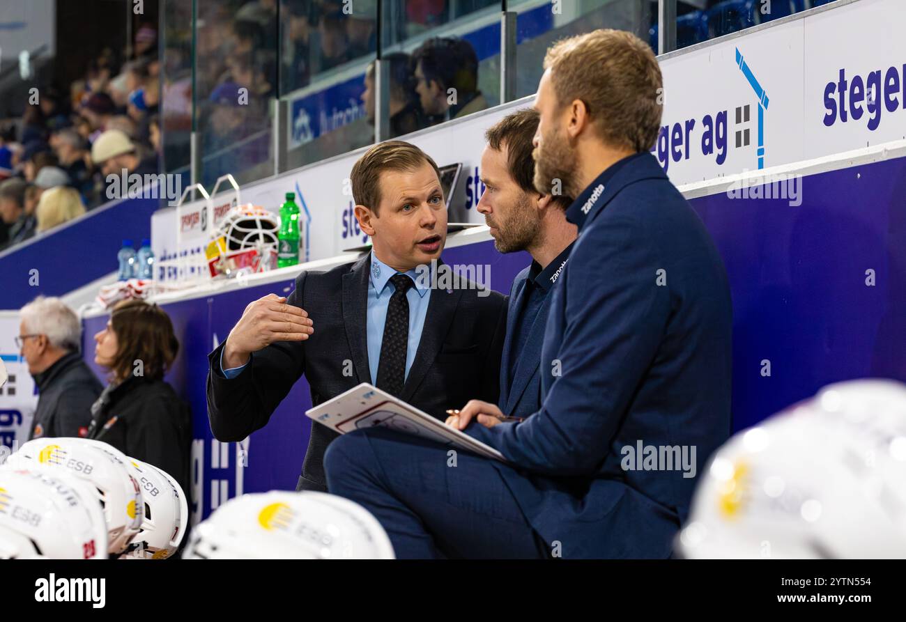 Kloten, Switzerland, 23th Nov 2024: EHC Biel head coach Martin Filander ...
