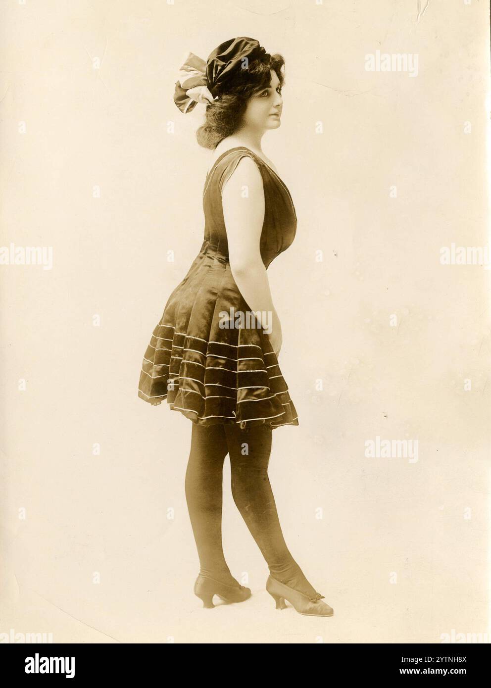 Portrait American Julian Eltinge, born William Julian Dalton, actor and ...