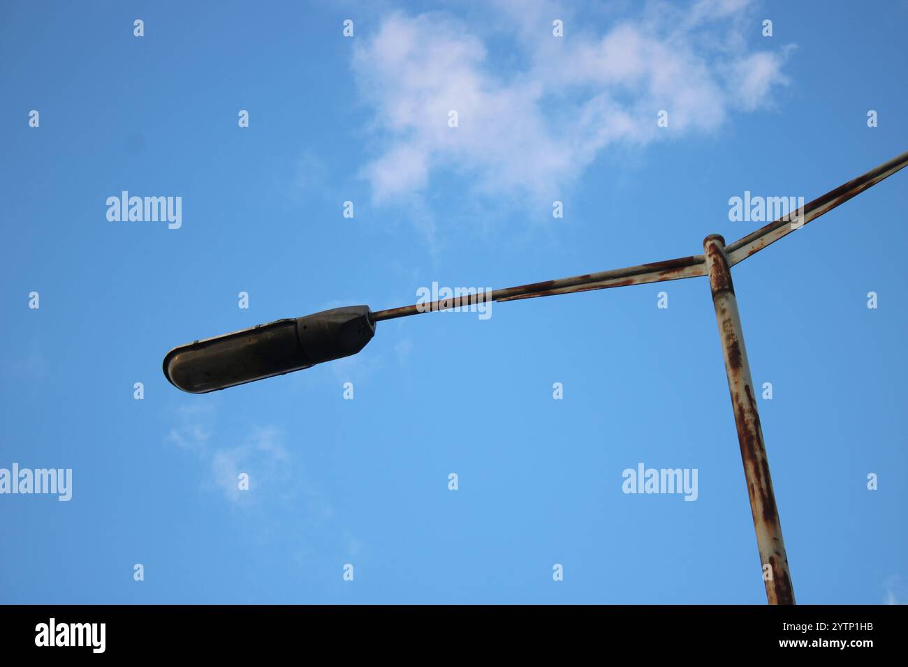 Philips MA90 1980s/90s Old Abandoned Street Light Lamp Post (Rownhams ...