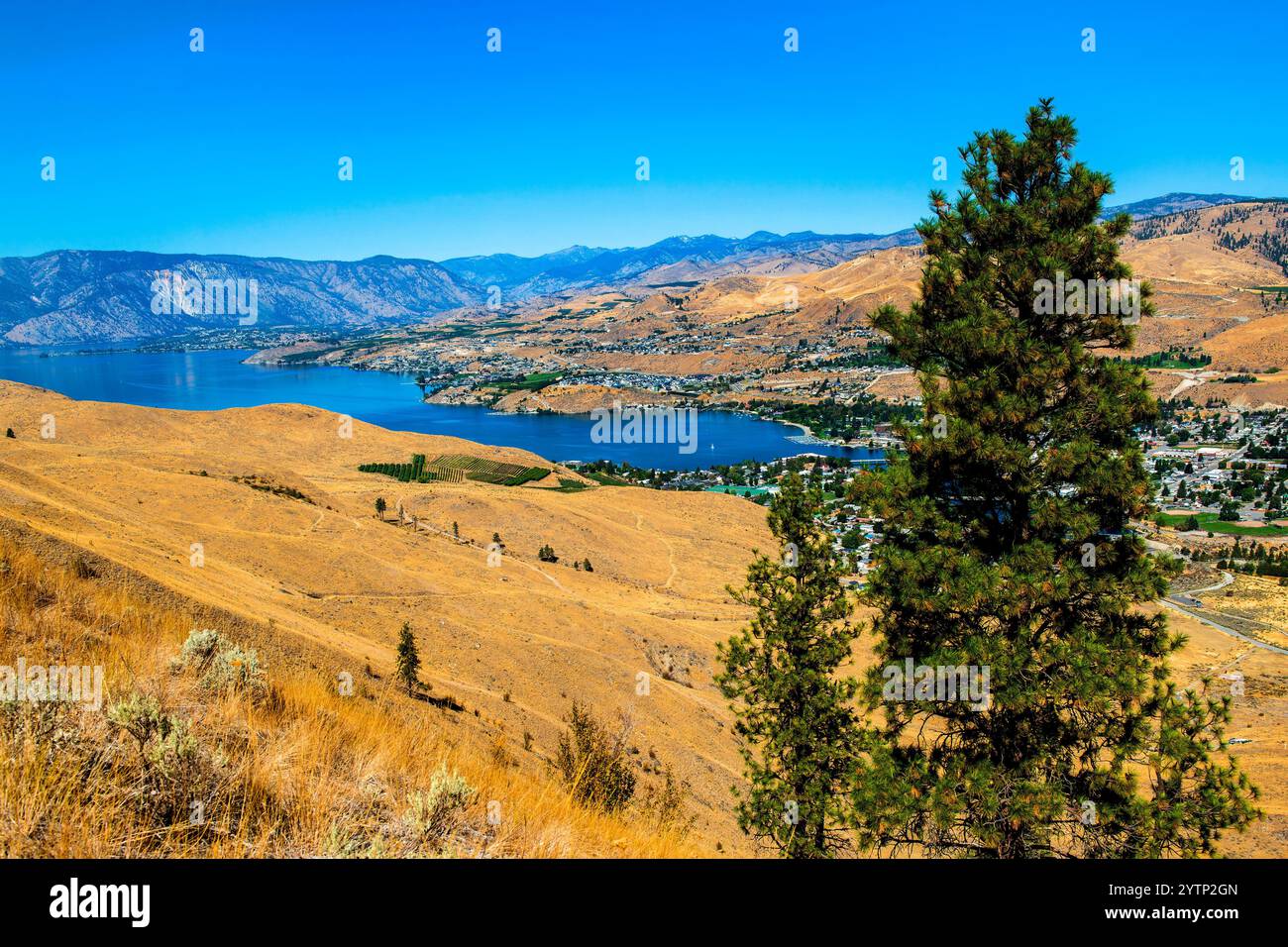 Spectacular Views of Lake Chelan from Elephant Head Trail, Lake Chelan ...