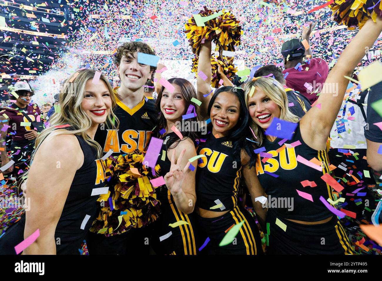 ARLINGTON, TX - DECEMBER 07: The Arizona State Sun Devils cheerleaders ...