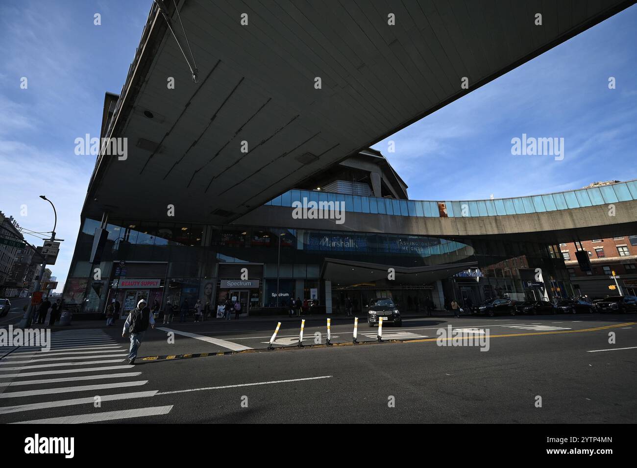 New York, USA. 07th Dec, 2024. View of the George Washington Bridge ...