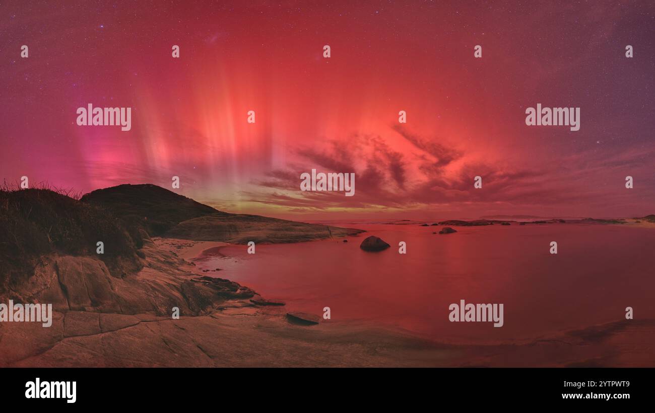 Aurora Australis above the Williams Bay National Park, Denmark, Western ...