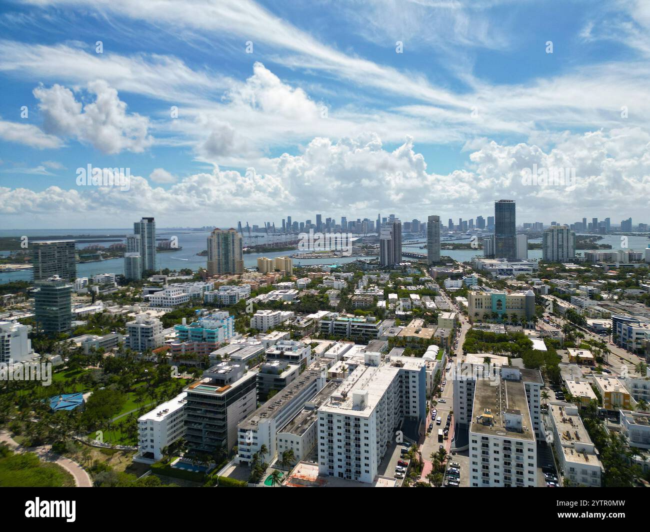 Aerial miami beach marina 4k hi-res stock photography and images - Alamy