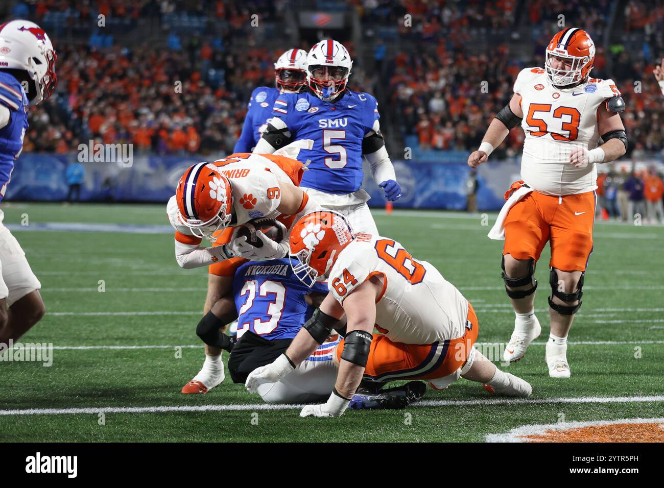 Charlotte, NC, USA. 7th Dec, 2024. Clemson Tigers tight end Jake ...