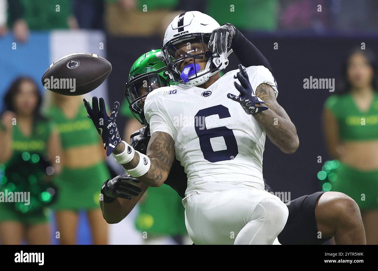 Indianapolis, United States. 07th Dec, 2024. Oregon Ducks Jabbar ...