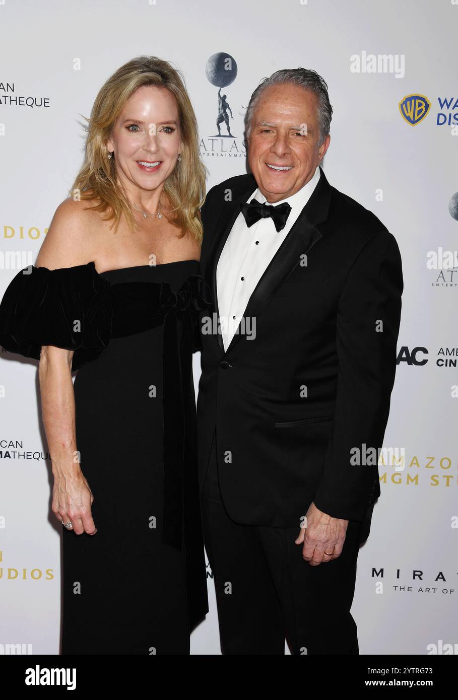 BEVERLY HILLS, CALIFORNIA - DECEMBER 06: (L-R) Barbara Nash and Mark ...