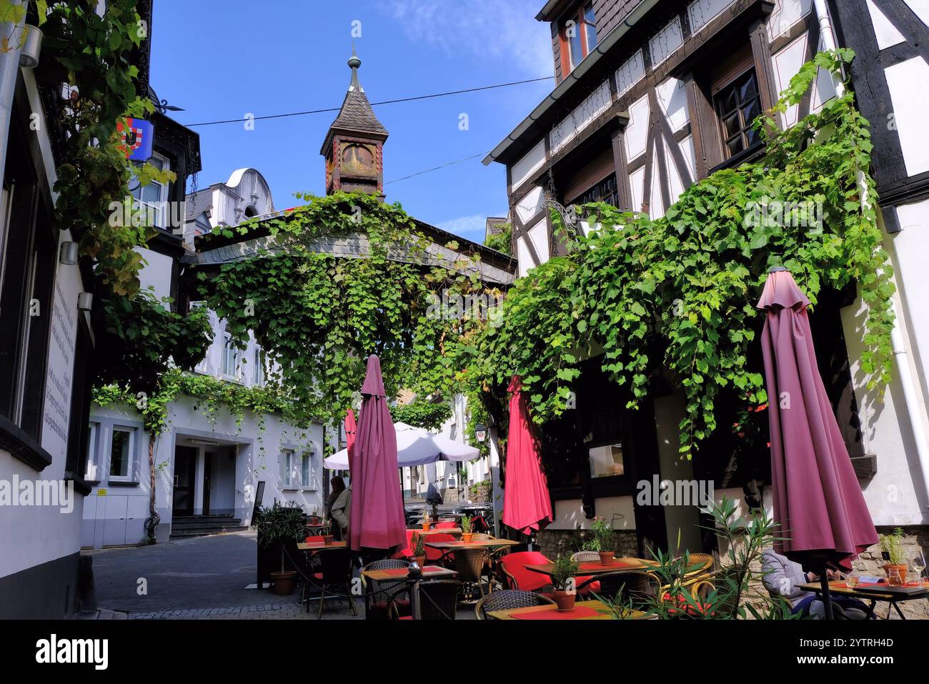 Winningen: Brunnenklause restaurant, half timbered buildings ...