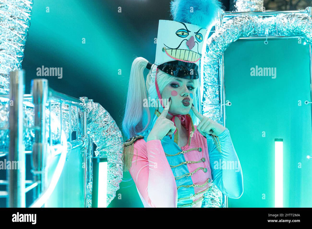 Cosplay harvey queen hi-res stock photography and images - Alamy