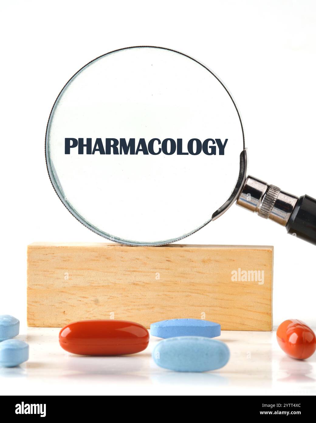 Magnifying glass analysis healthcare Cut Out Stock Images & Pictures ...