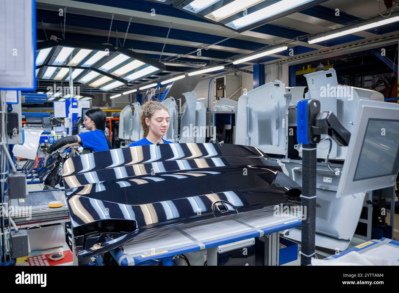 Vw id buzz 2024 hi-res stock photography and images - Alamy