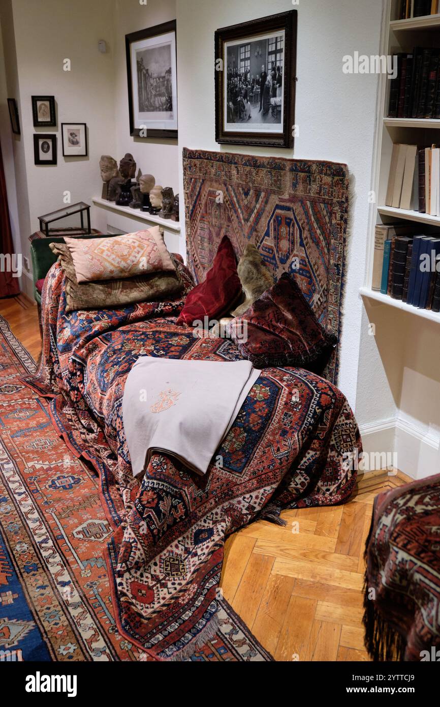 The couch of Sigmund Freud in his office in his London house where his ...