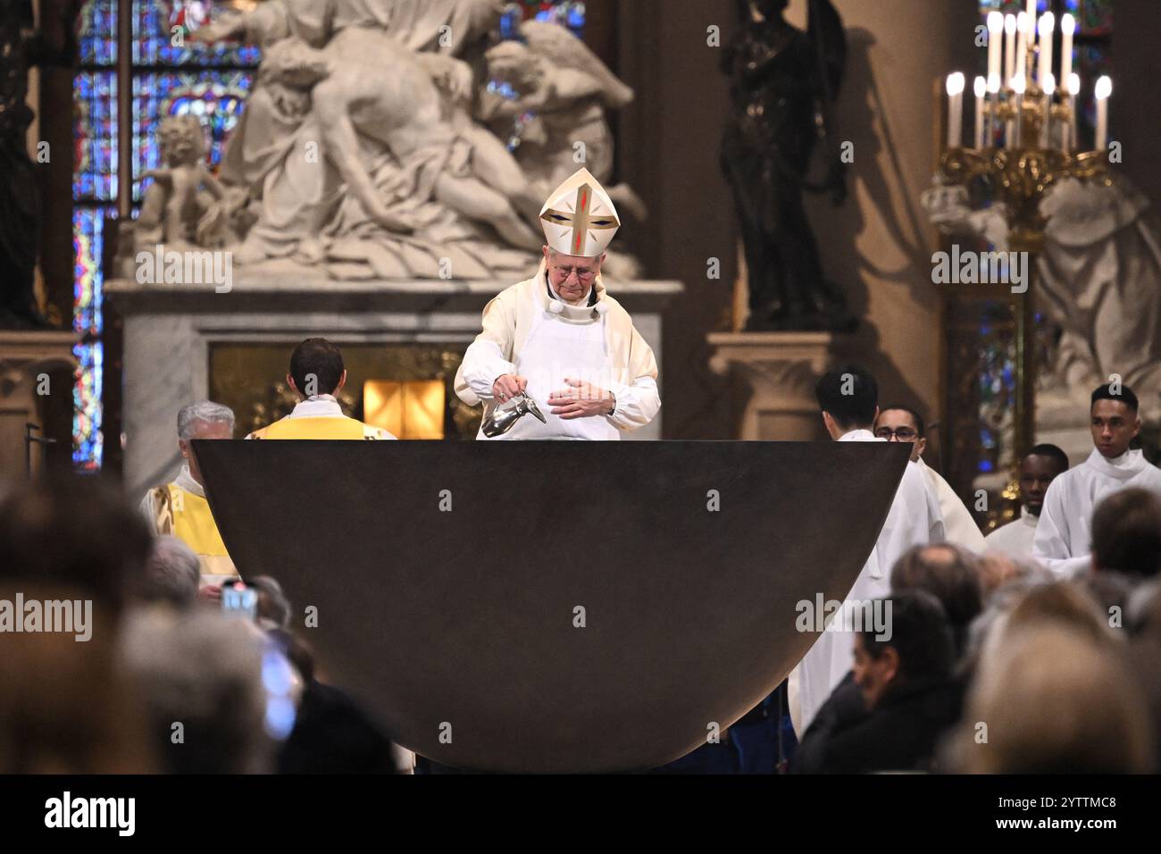 The Archbishop of Paris Laurent Ulrich during the first mass for the ...