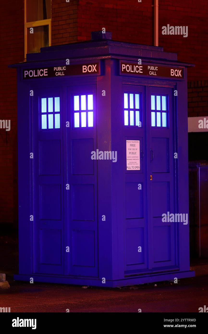 A Doctor Who Tardis replica on display at Inner Space Stations in York ...