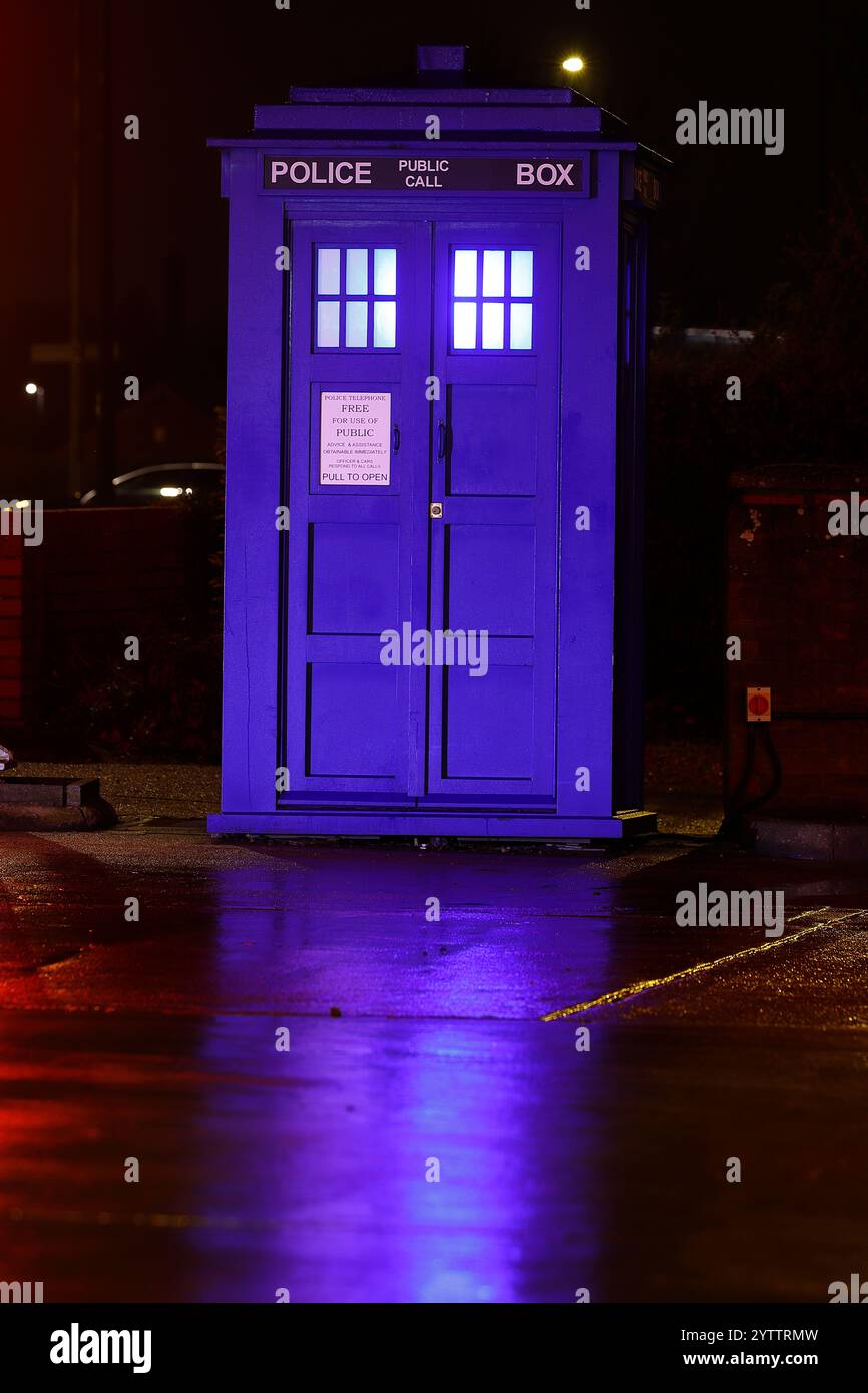 A Doctor Who Tardis replica on display at Inner Space Stations in York ...