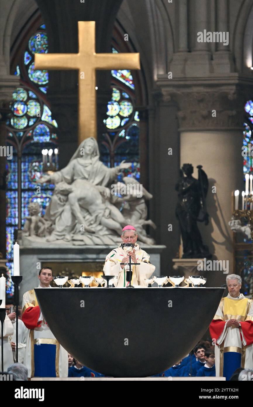 The Archbishop of Paris Laurent Ulrich during the first mass for the ...