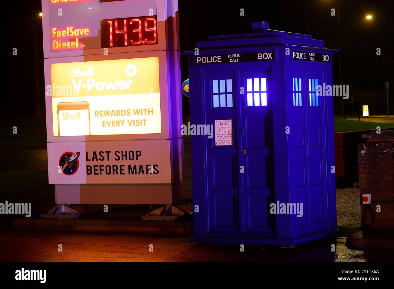 A Doctor Who Tardis replica on display at Inner Space Stations in York ...