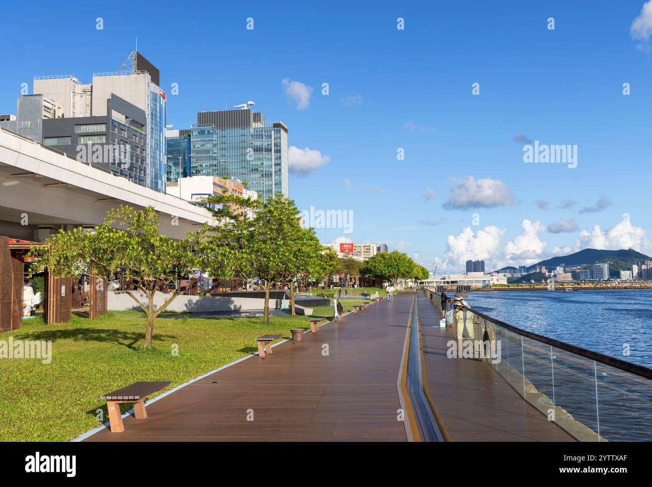 Kwun Tong promenade, Kowloon, Hong Kong Stock Photo - Alamy