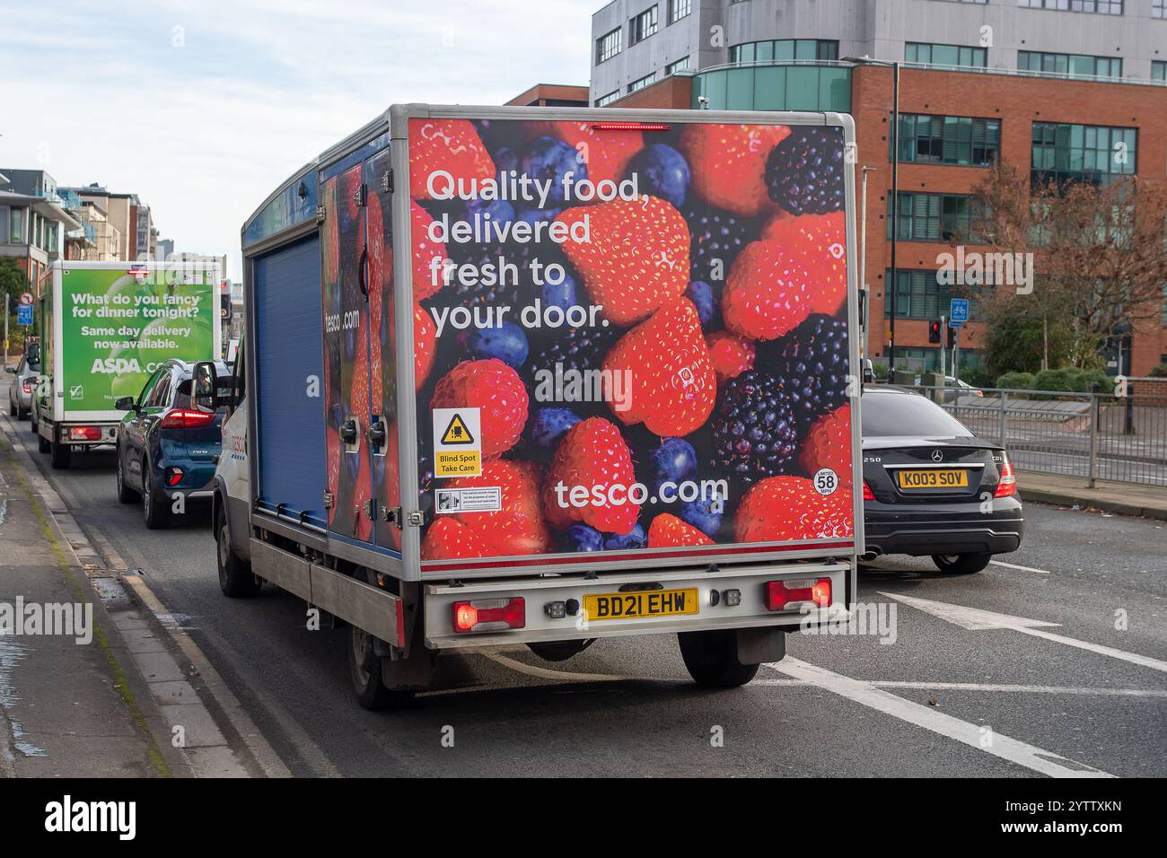 Slough, UK. 6th December, 2024. A Tesco home delivery van in Slough ...