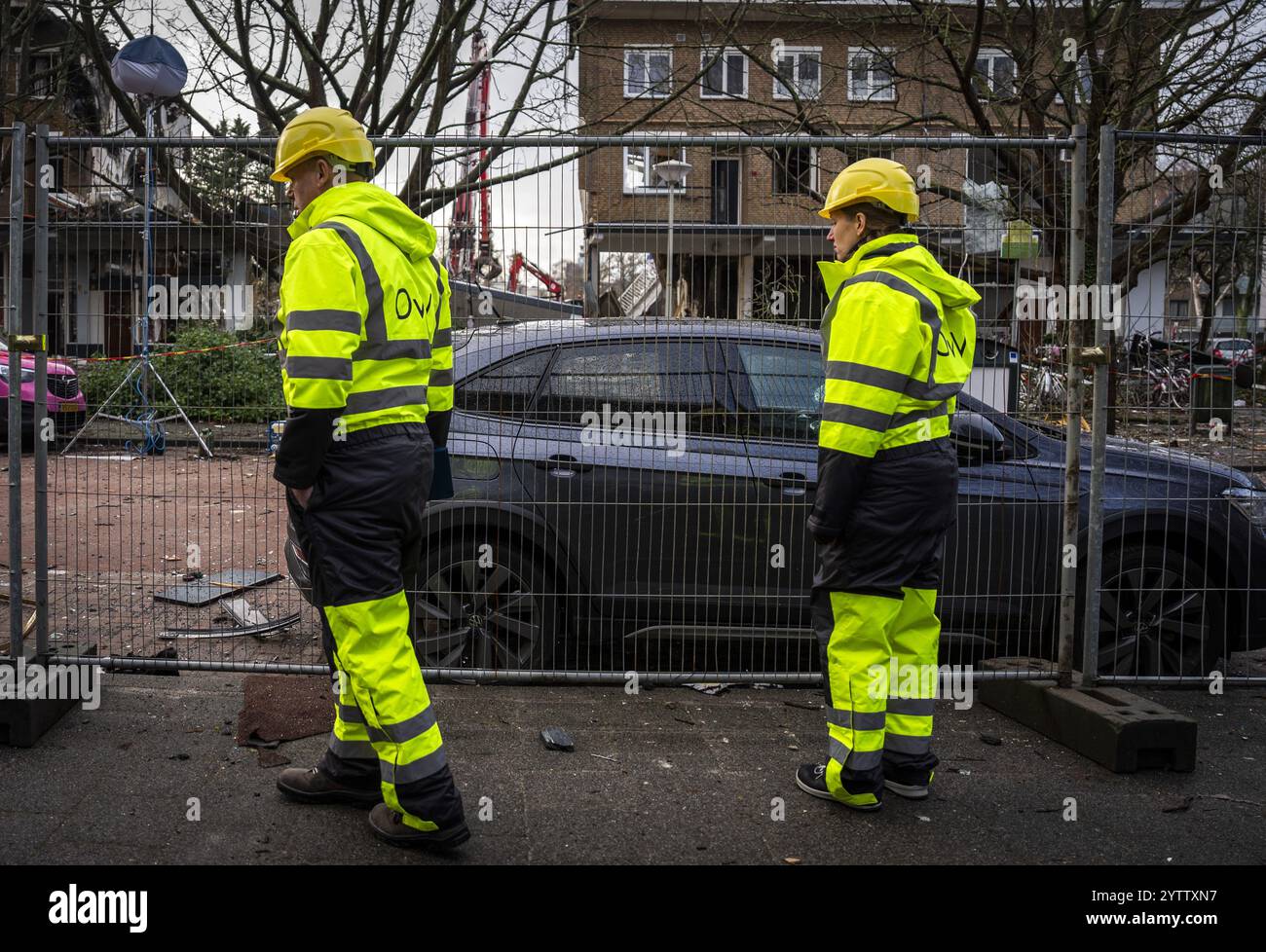 THE HAGUE - Investigators from the Dutch Safety Board (OVV) at the ...