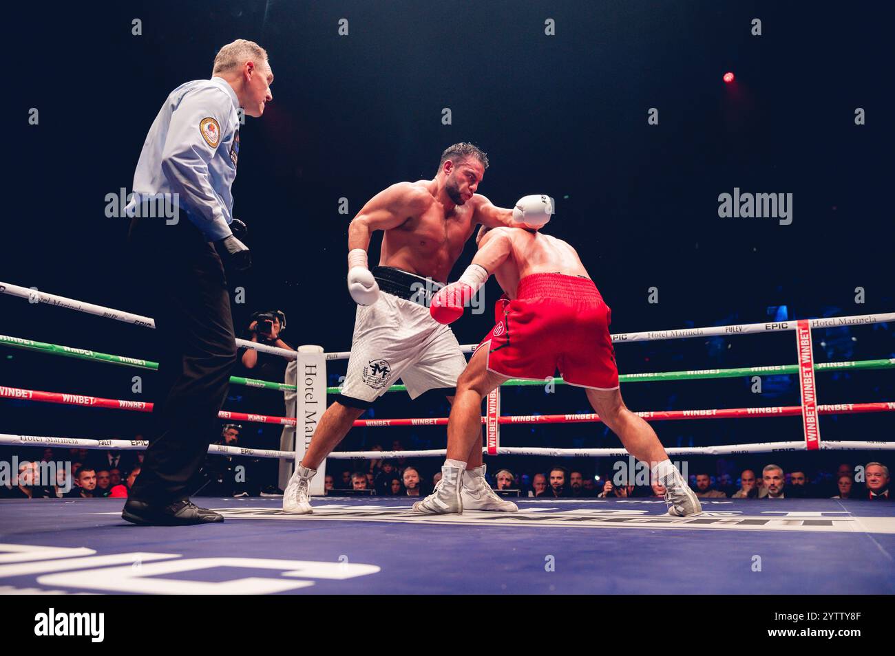 Sofia, Bulgaria. 08th Dec, 2024. Kubrat Pulev and Mahmoud Charr /Left ...