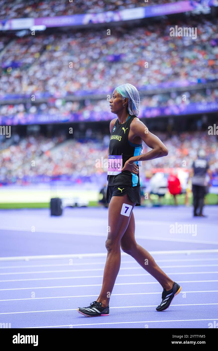 Shaunae Miller-Uibo participating in the 400 meters at the Paris 2024 ...