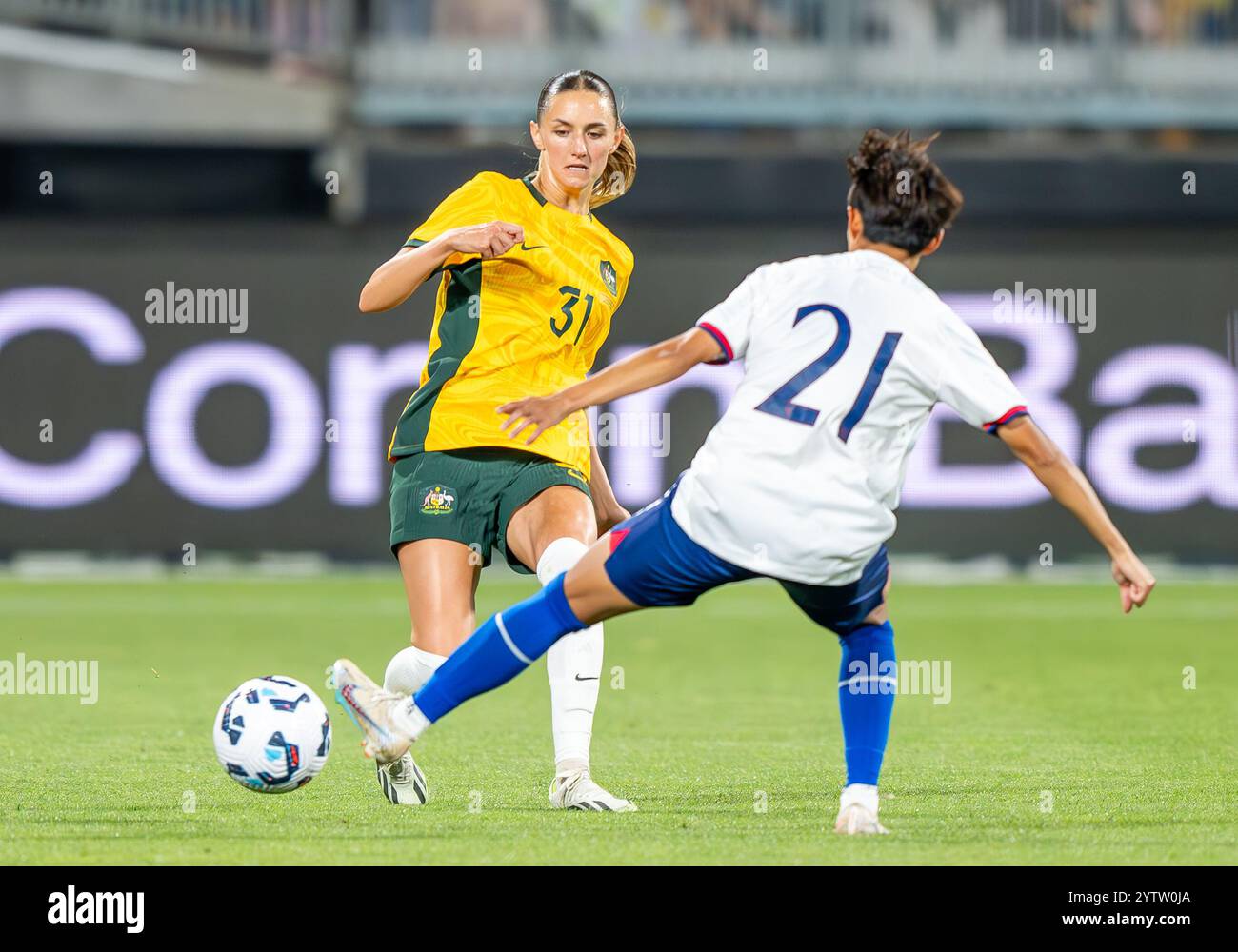 Chinese Taipei's Lin Hsin-Hui defending on Australia's Jessika Nash ...