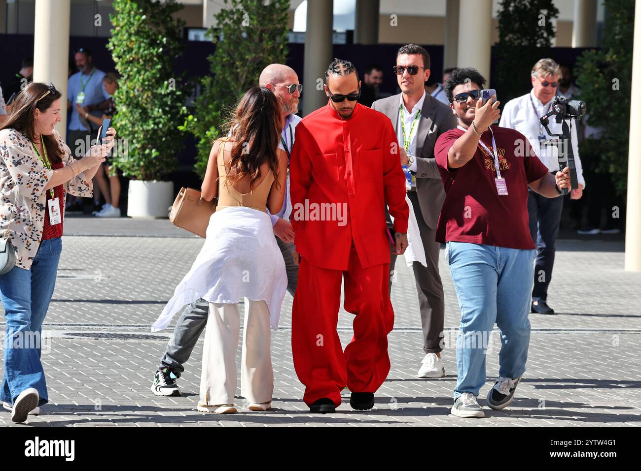 Abu Dhabi, Abu Dhabi. 08th Dec, 2024. Lewis Hamilton (GBR) Mercedes AMG ...