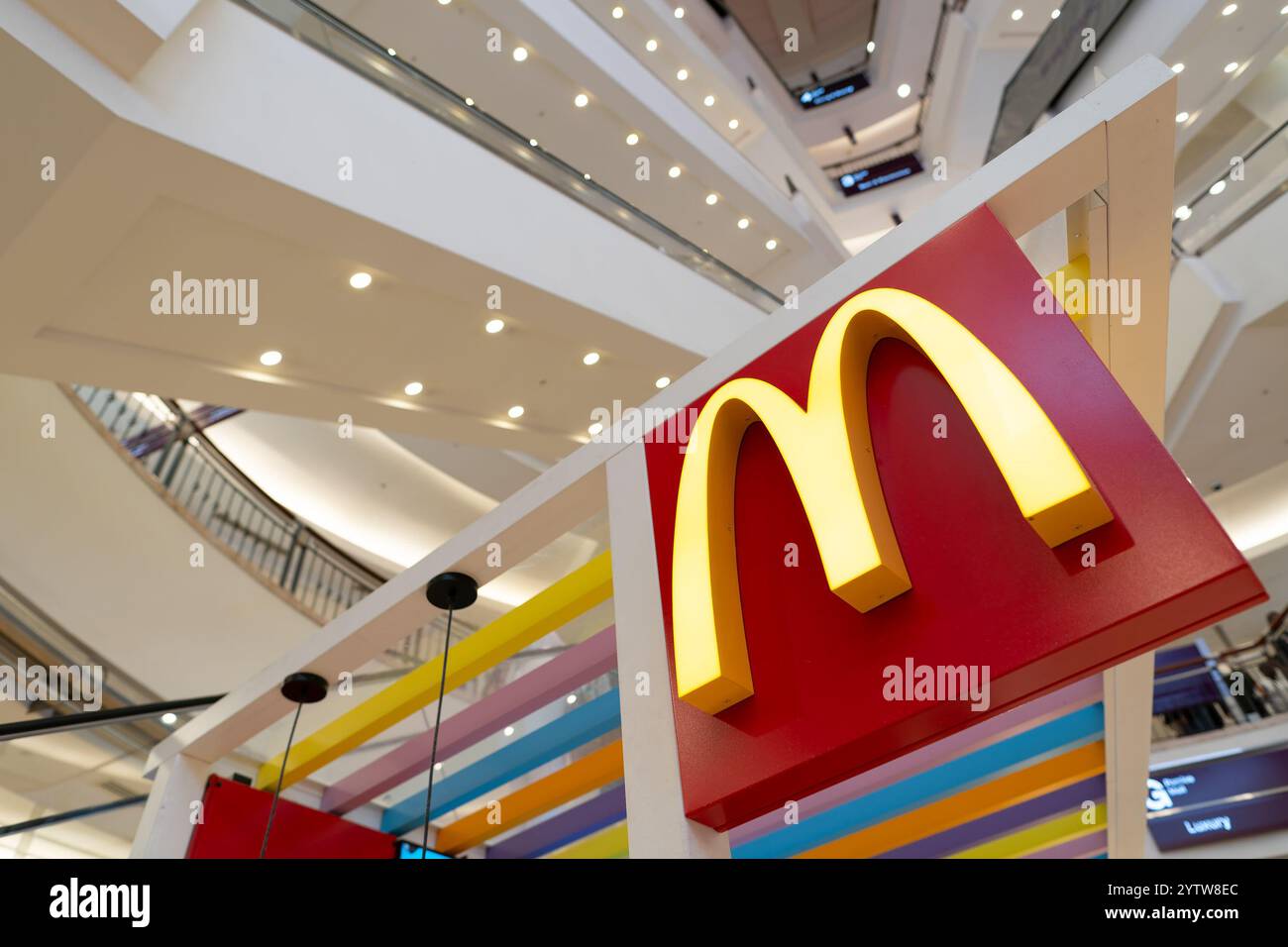 Mcd symbol hi-res stock photography and images - Alamy
