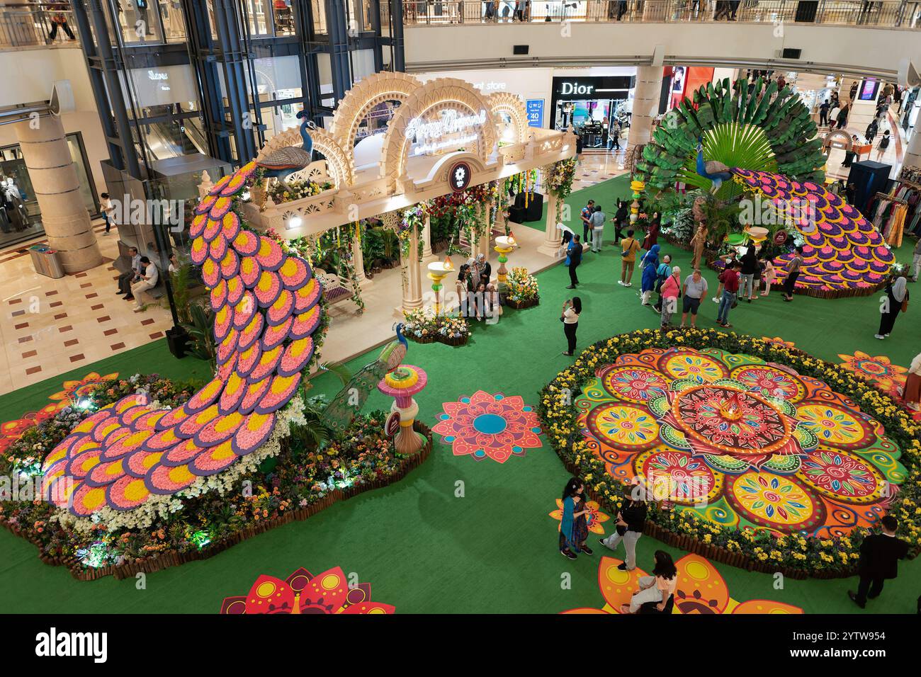 Mall setup hi-res stock photography and images - Alamy