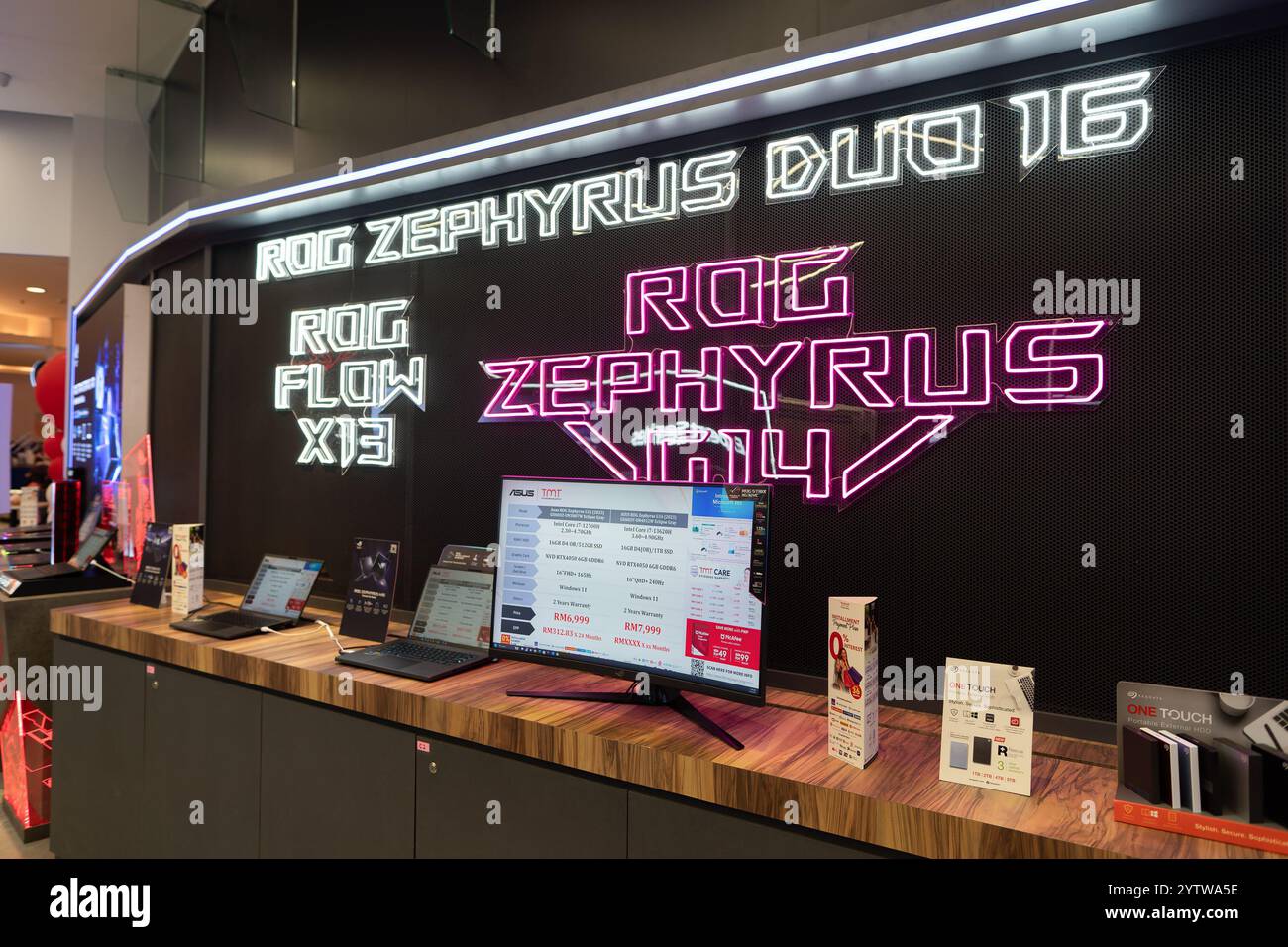 Interior mid valley megamall hi-res stock photography and images - Alamy