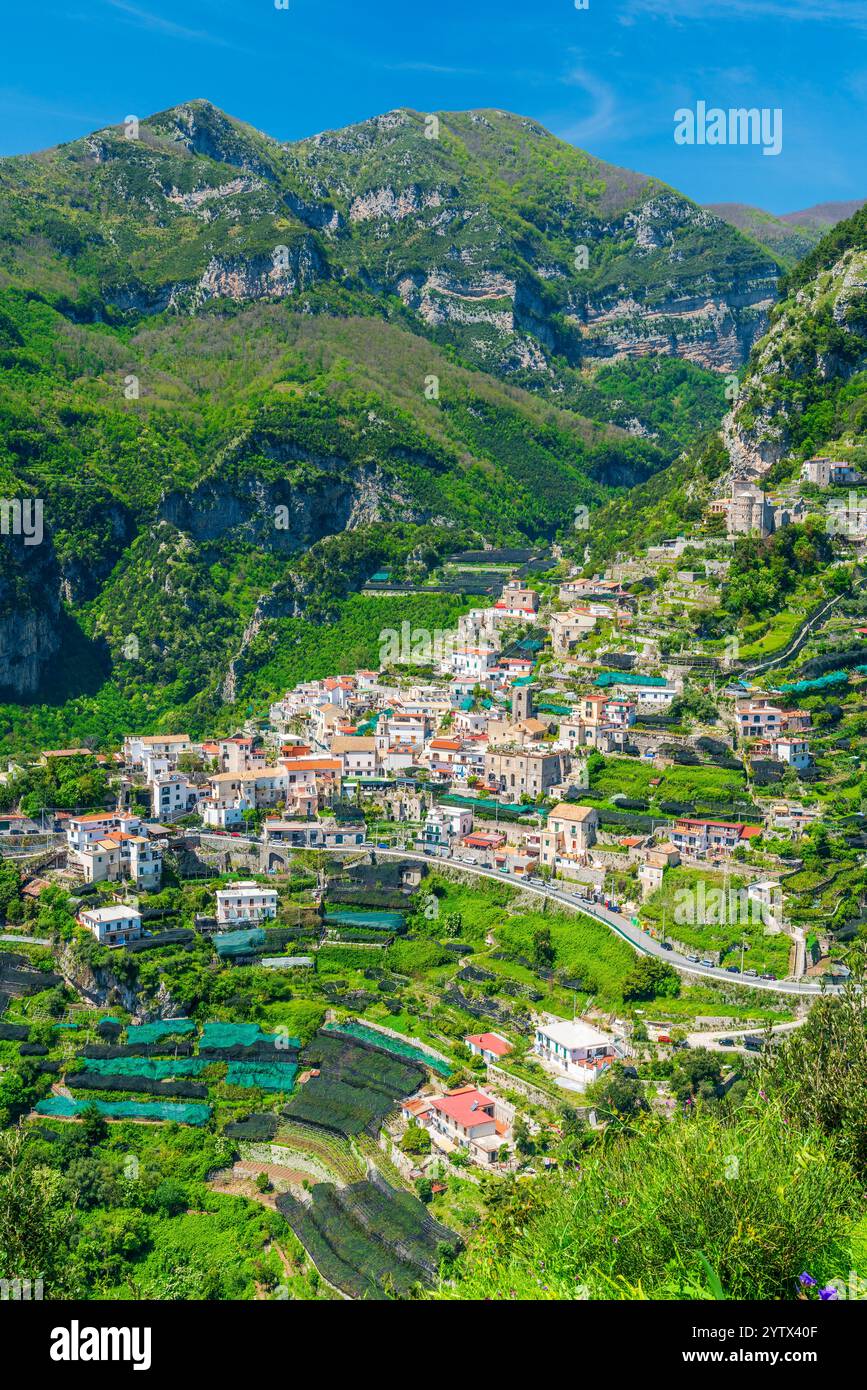 Terrazza dell'Infinito, Villa Cimbrone Gardens, Ravello, Amalfi Coast ...
