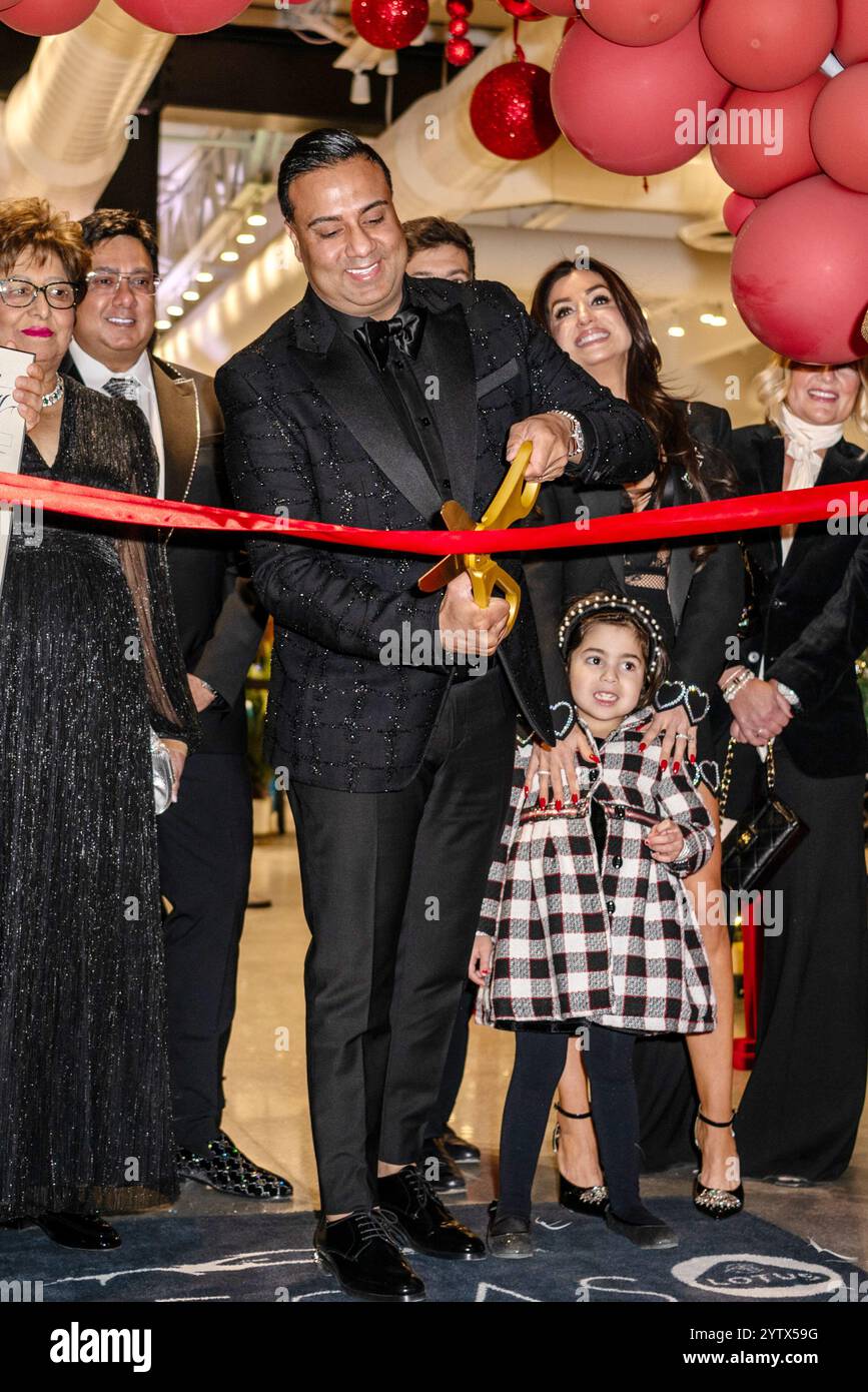 Las Vegas, NV, USA. 7th Dec, 2024. Nick Dossa at the VIP Grand opening ...