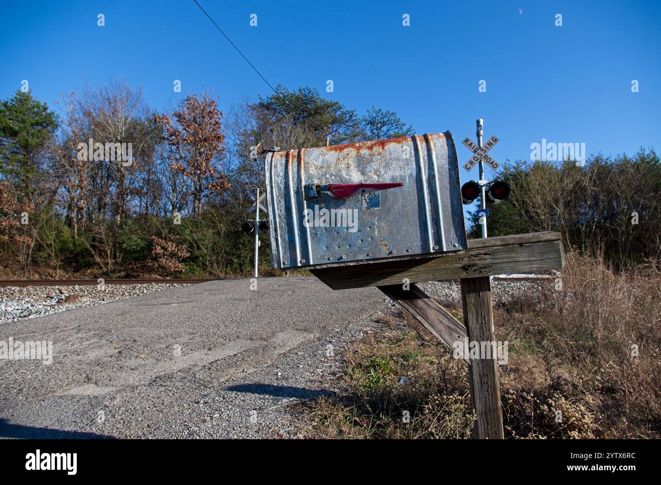 Railroad mailbox hi-res stock photography and images - Alamy