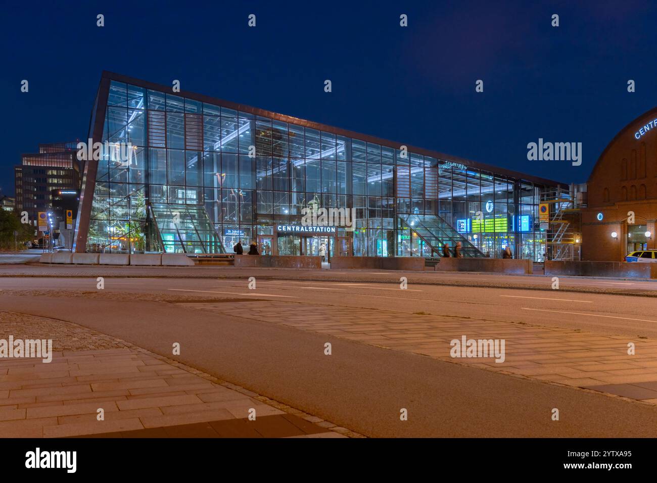 Malmo station exterior hi-res stock photography and images - Alamy